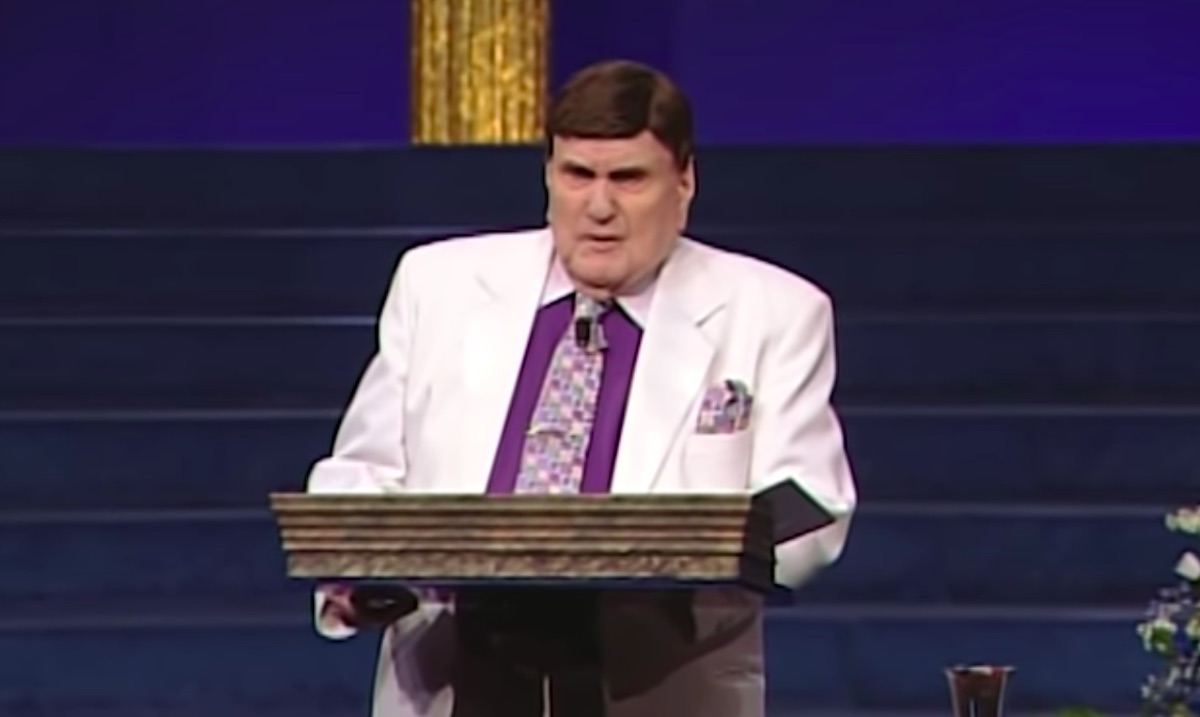 Anti-gay televangelist Ernest Angley accused of sexual abuse | PinkNews