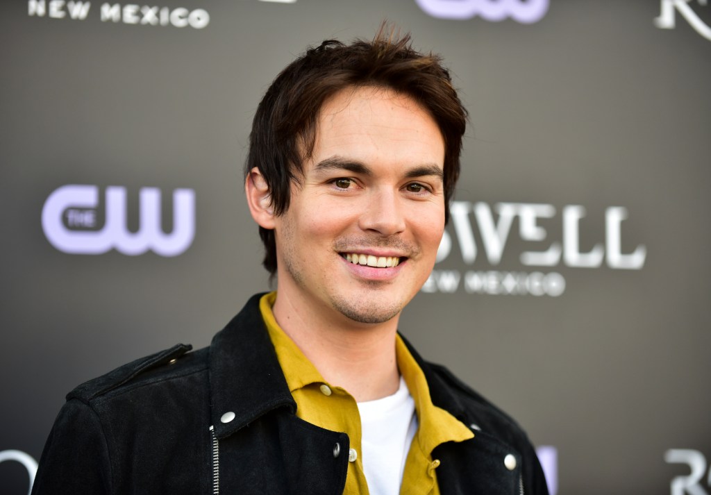 Pretty Little Liars’ Tyler Blackburn comes out as bisexual | PinkNews