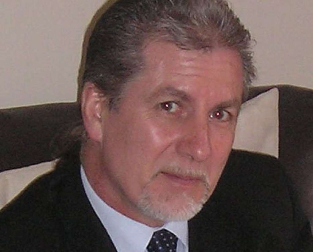 US: Alabama residents 'outraged and appalled' by Christmas drag queen ...