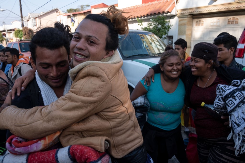 LGBT asylum seekers survive caravan journey to US border | PinkNews