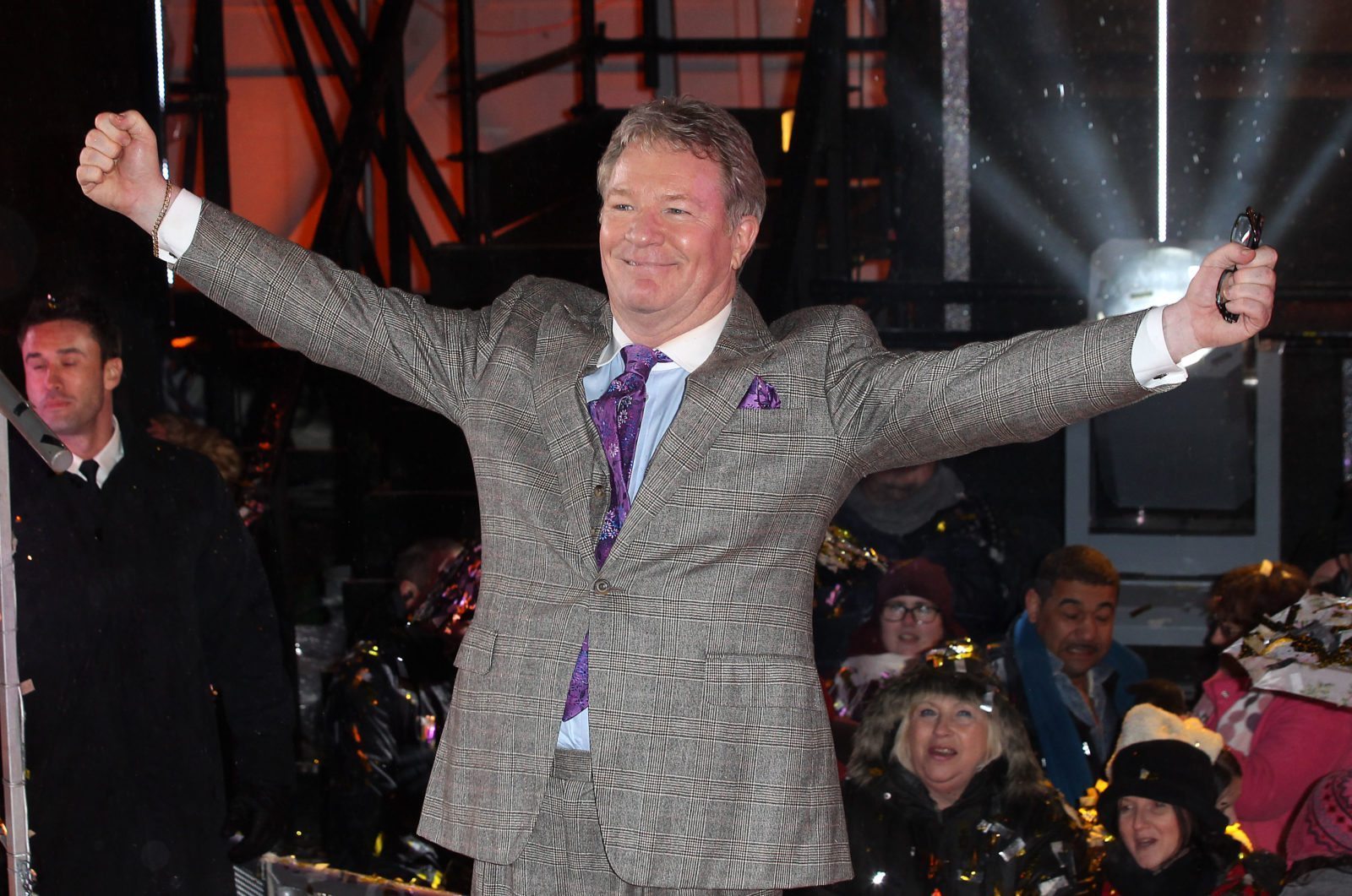 Piers Morgan's Life Stories: Jim Davidson tries to explain 'shirt ...