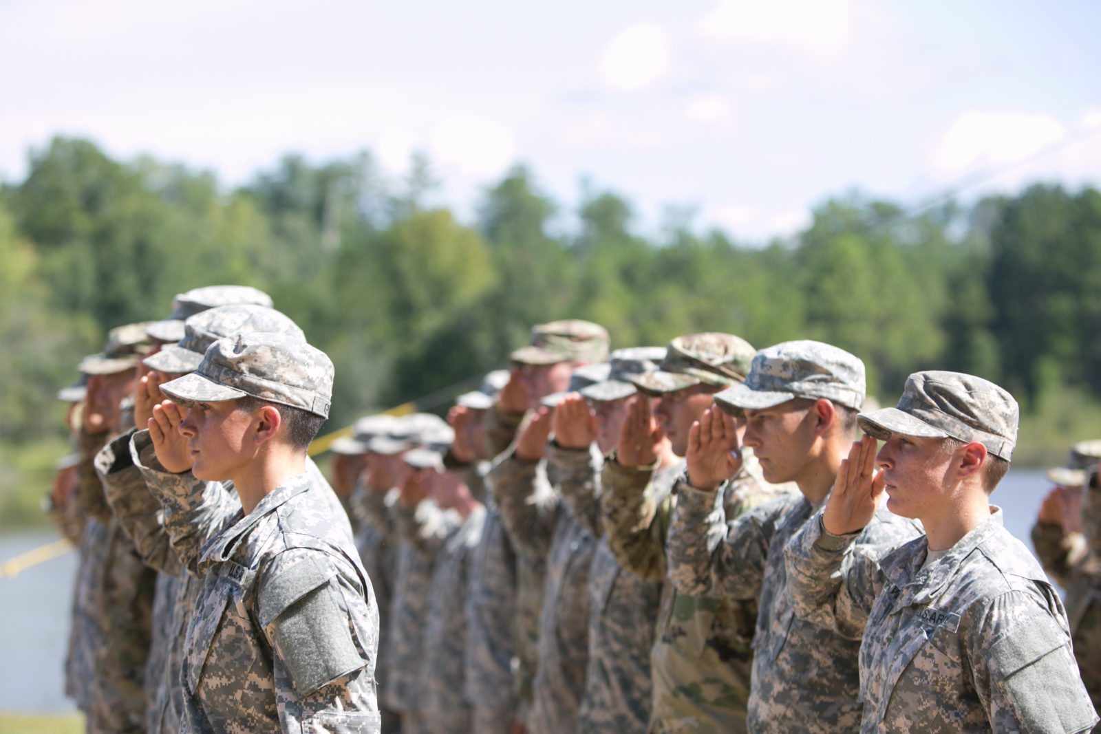 Fit to serve: Data on transgender military service | PinkNews