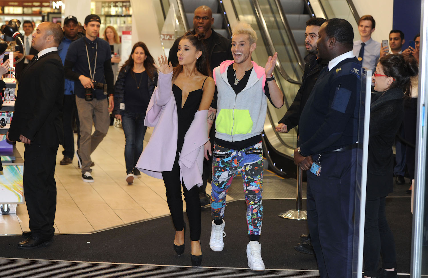 Frankie Grande says sister Ariana 'outed' him in a magazine interview ...