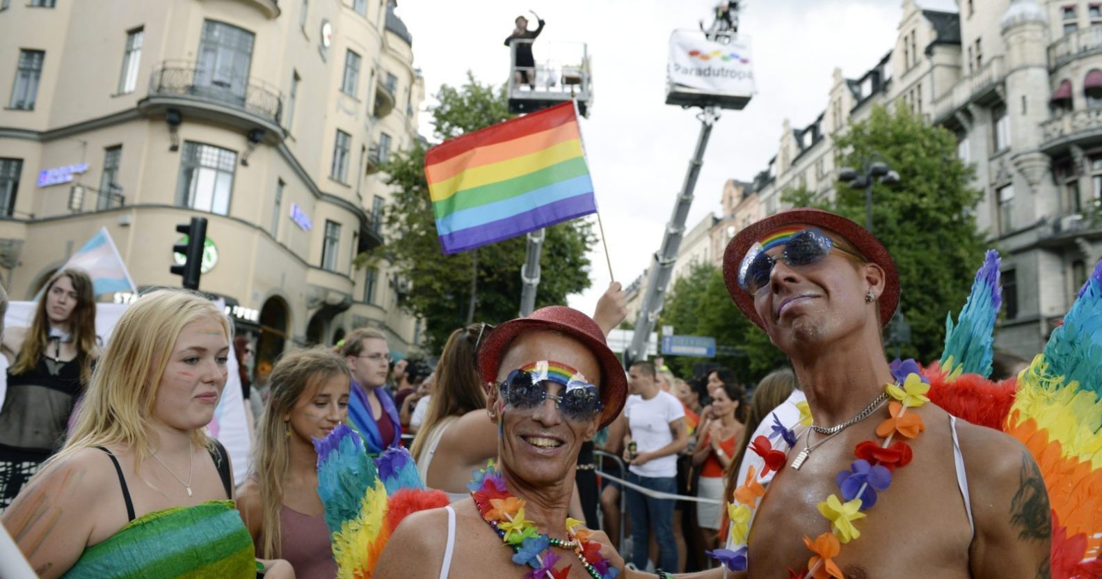 Sweden praised for 'imaginative' LGBT-friendly traffic lights | PinkNews
