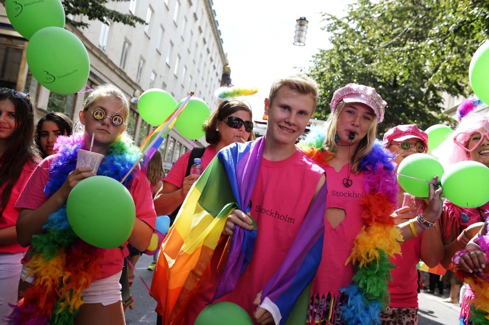 Swedish swimming pool opens gender neutral changing rooms | PinkNews