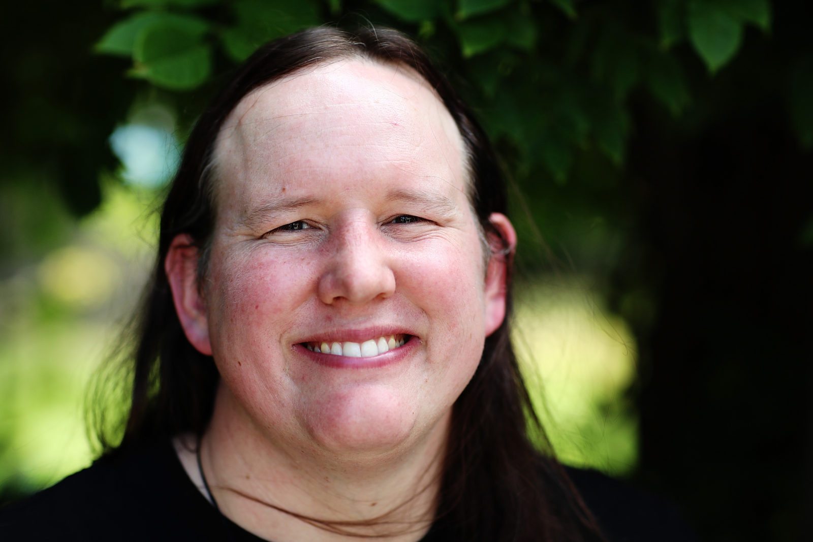 Laurel Hubbard: Trans Olympian backed by New Zealand's Jacinda Ardern