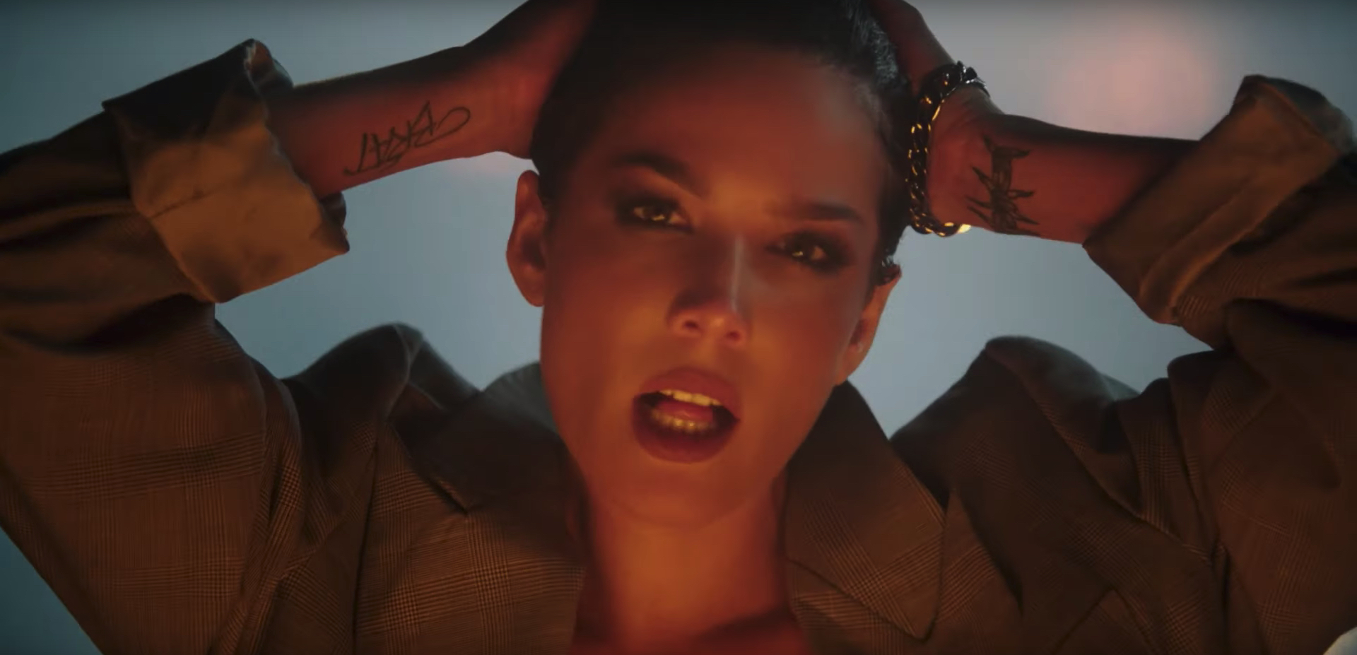 Halsey releases video for new song Nightmare, featuring Cara Delevingne ...