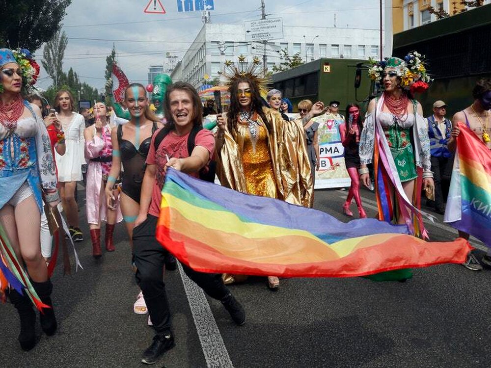 Thousands march in Ukraine's Pride parade amidst tight security | PinkNews