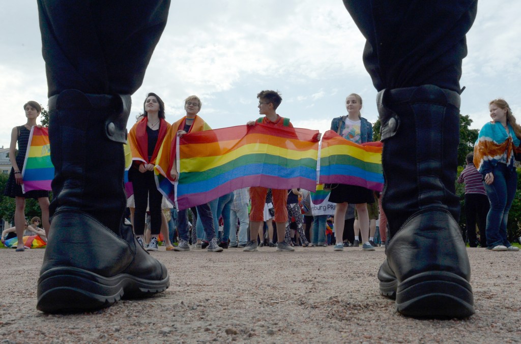 Russia's ban on Pride events breaches human rights, court rules | PinkNews