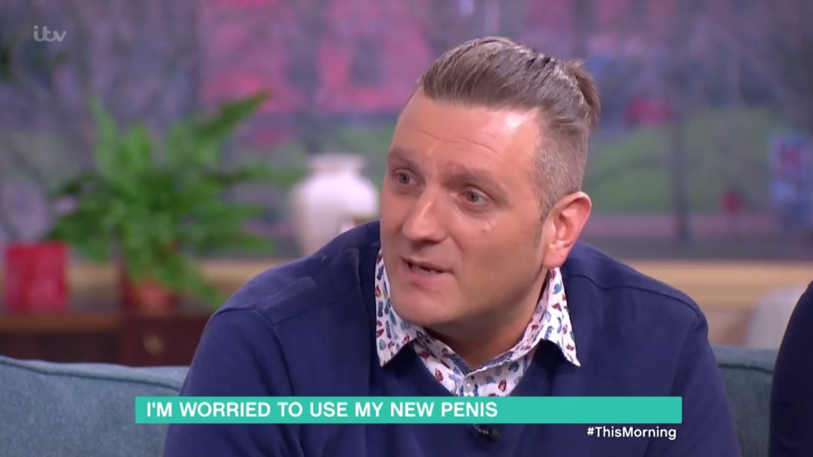 Man with 19 inch penis claims to have world's biggest (VIDEO) | PinkNews