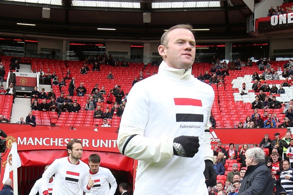 Manchester United dedicates match against Swansea City to LGBT campaign ...