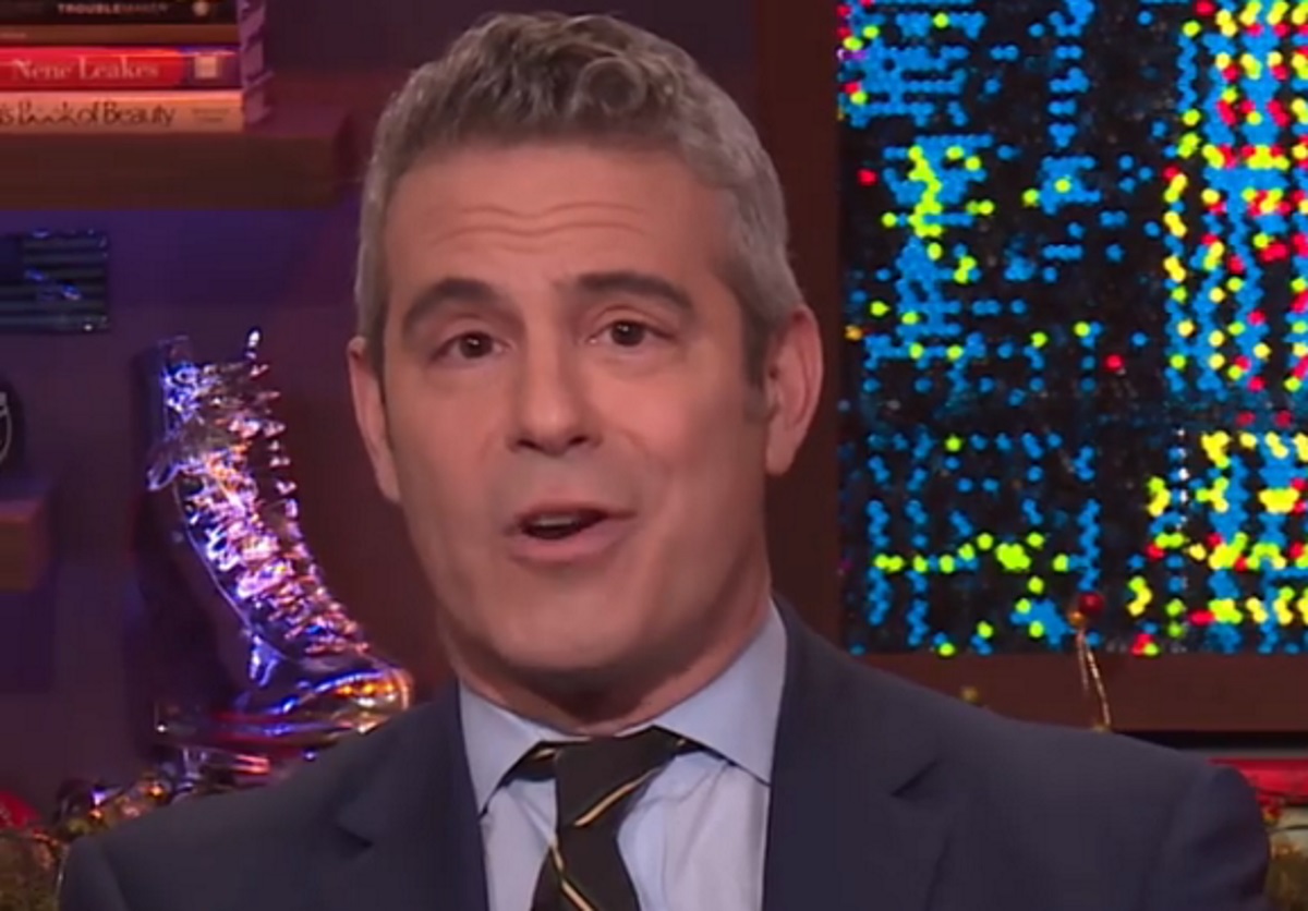 Andy Cohen emotionally reveals on live TV that he's going to be a dad ...