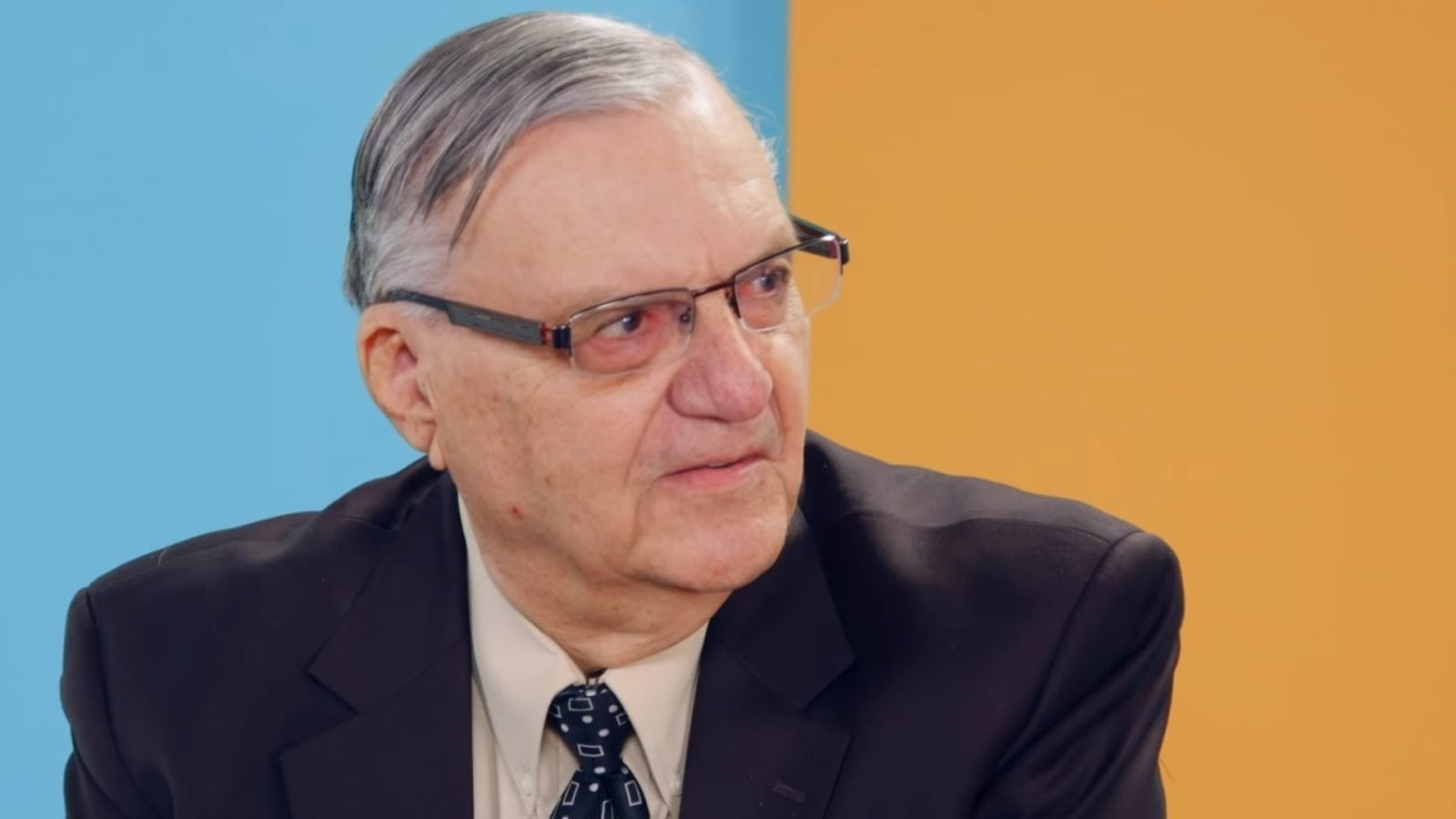 Far-right sheriff Joe Arpaio tells Sacha Baron Cohen he'd accept a blow ...