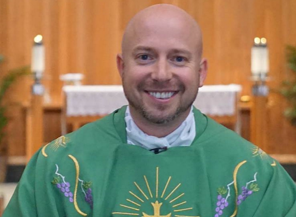 Catholic priest who works with kids says Pride flag was made by Satan ...