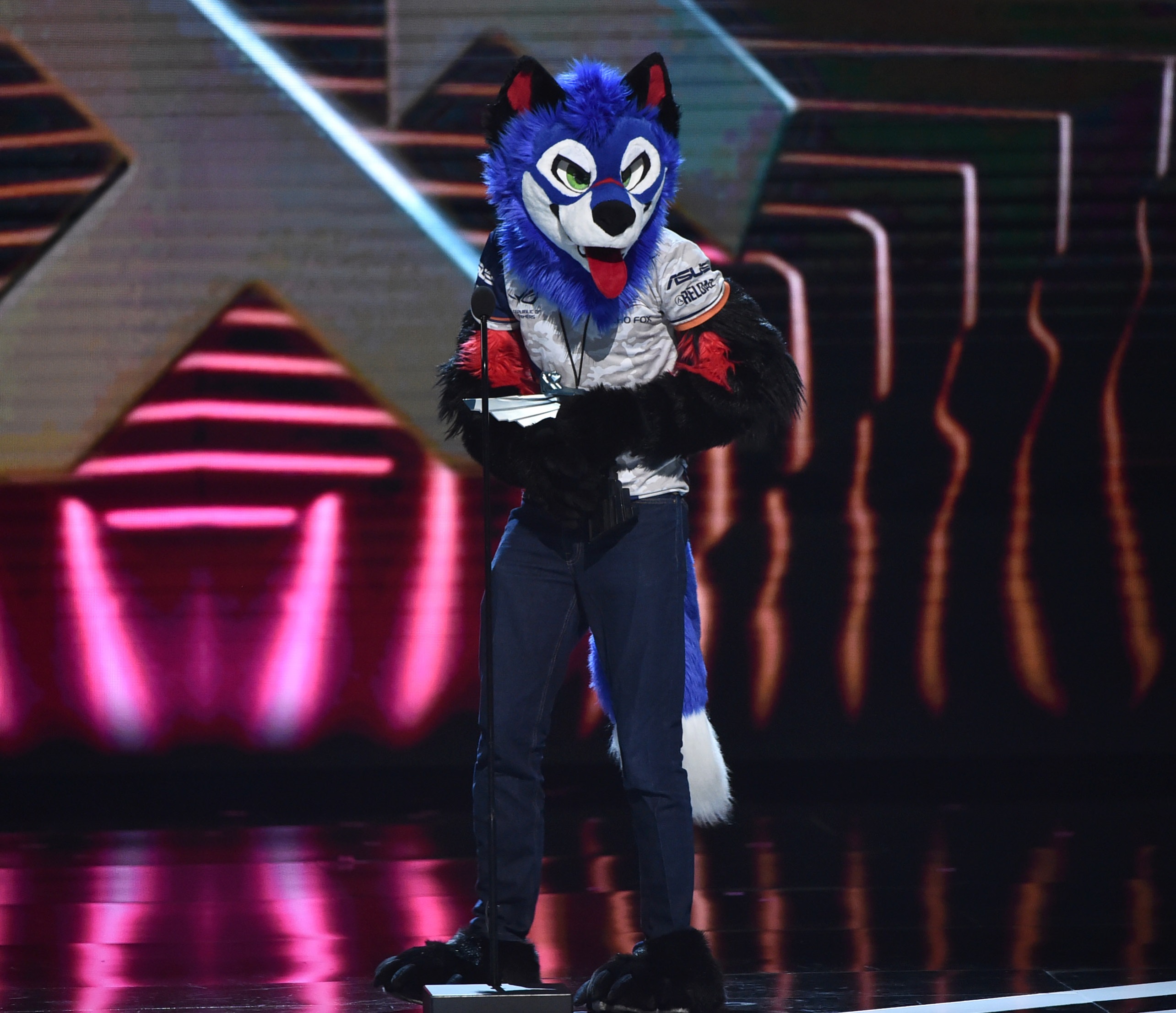 SonicFox raises thousands for LGBT youth with 72-hour livestream