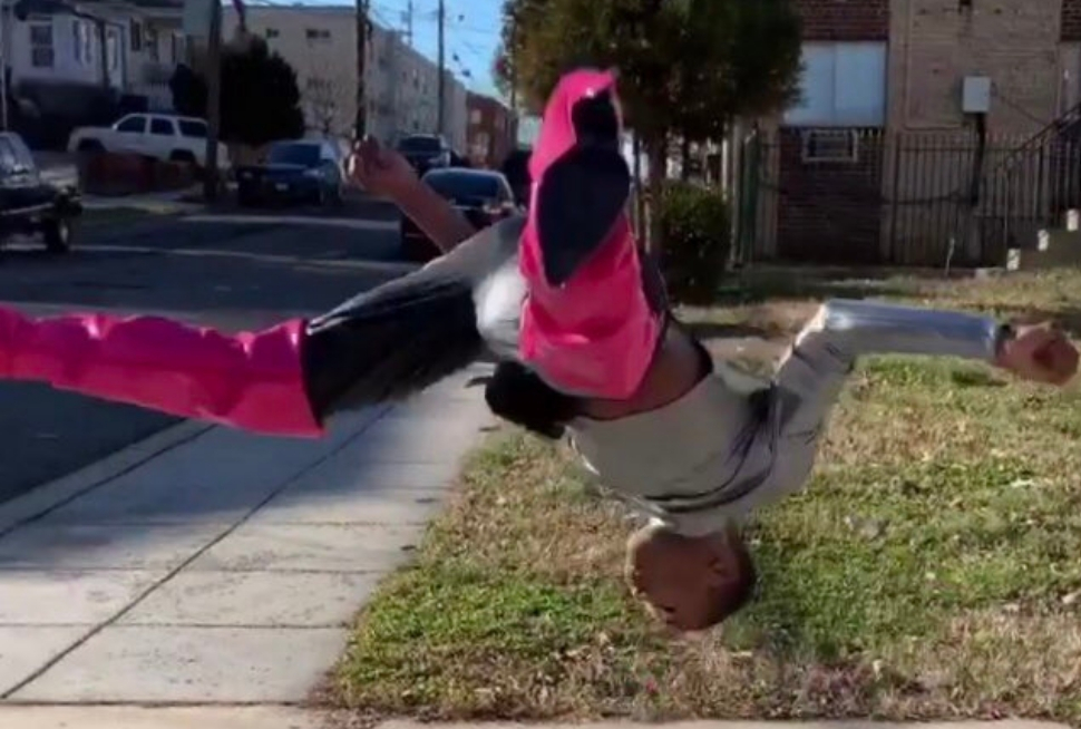 Man in thigh-high heels goes viral with Mortal Kombat-inspired video ...