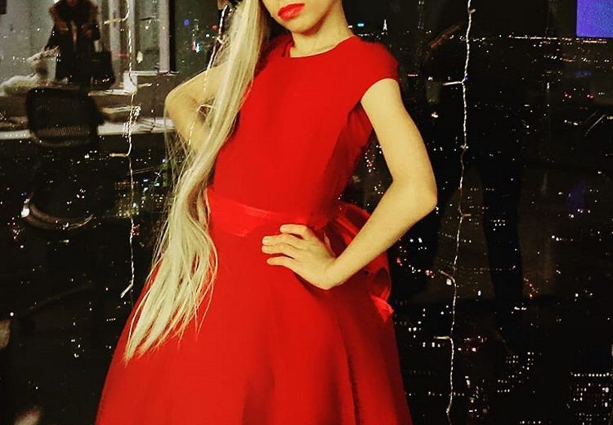 This amazing 10-year-old 'drag kid' has created the first drag club for ...