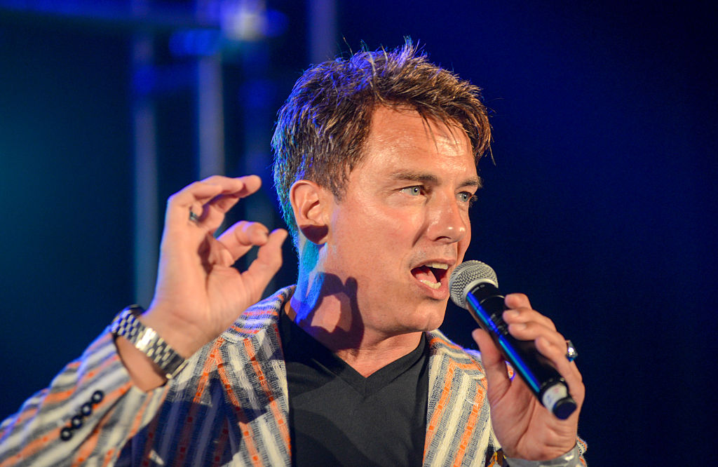 John Barrowman had a hilarious fall on live TV while showing off his ...