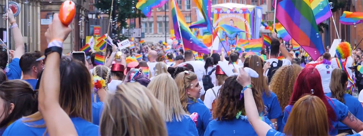 O2 launches 'transition toolkit' to support trans employees | PinkNews