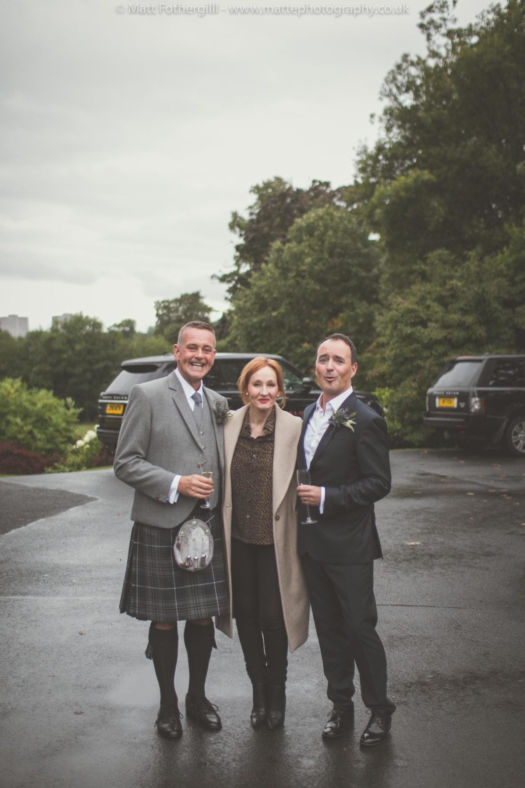 JK Rowling shows up at a gay couple's wedding photoshoot giving them ...