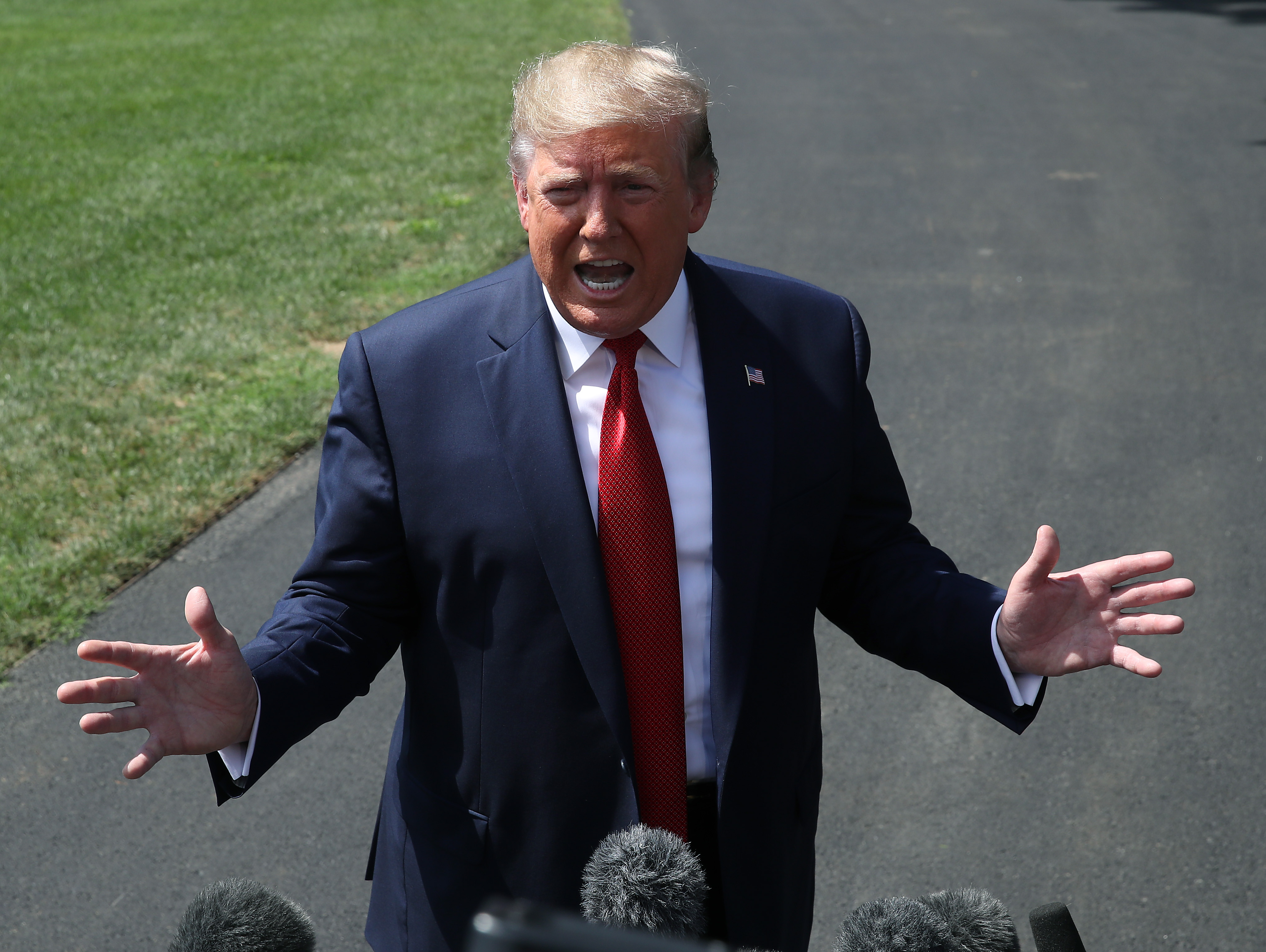 Trump admin fails to use pronouns for trans woman in Supreme Court ...
