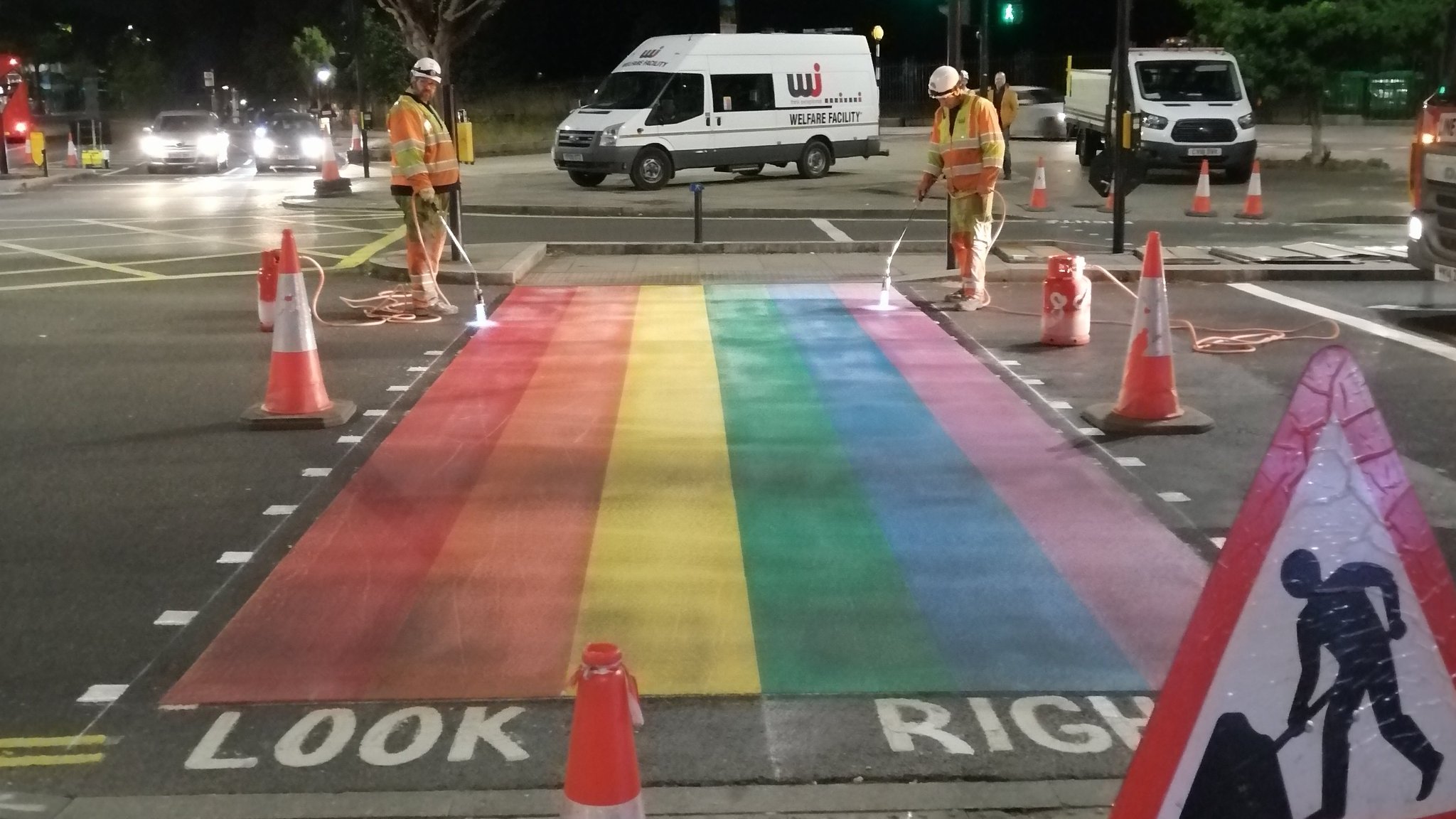 UK: Brighton unveils first 'rainbow crossing' | PinkNews