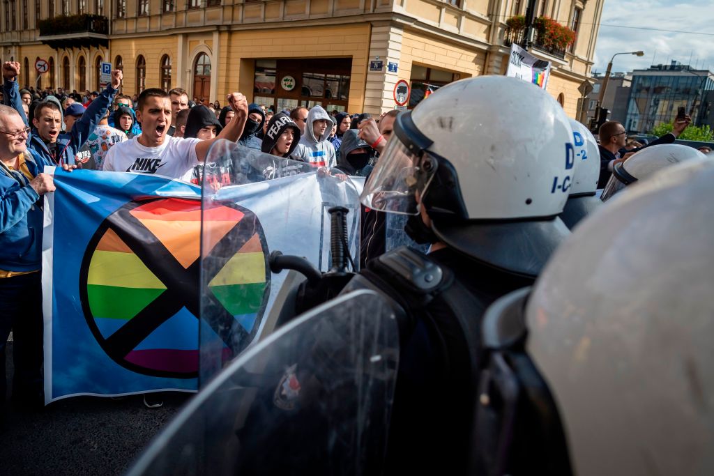 Polish Pride: Far-right extremists hurl bottles, eggs and firecrackers ...