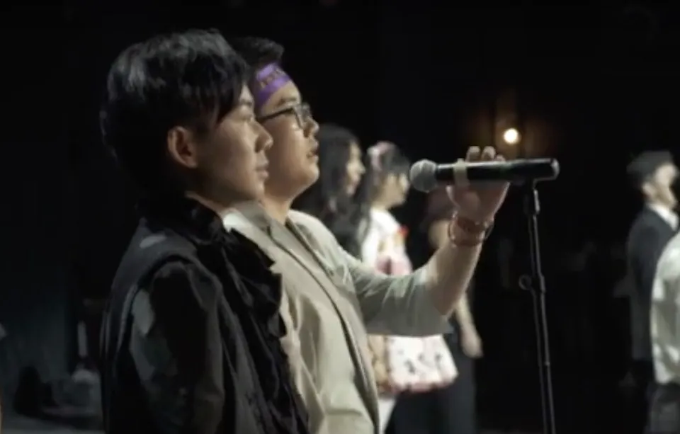 Trans people excluded from choirs because of 'cisgender expectations'