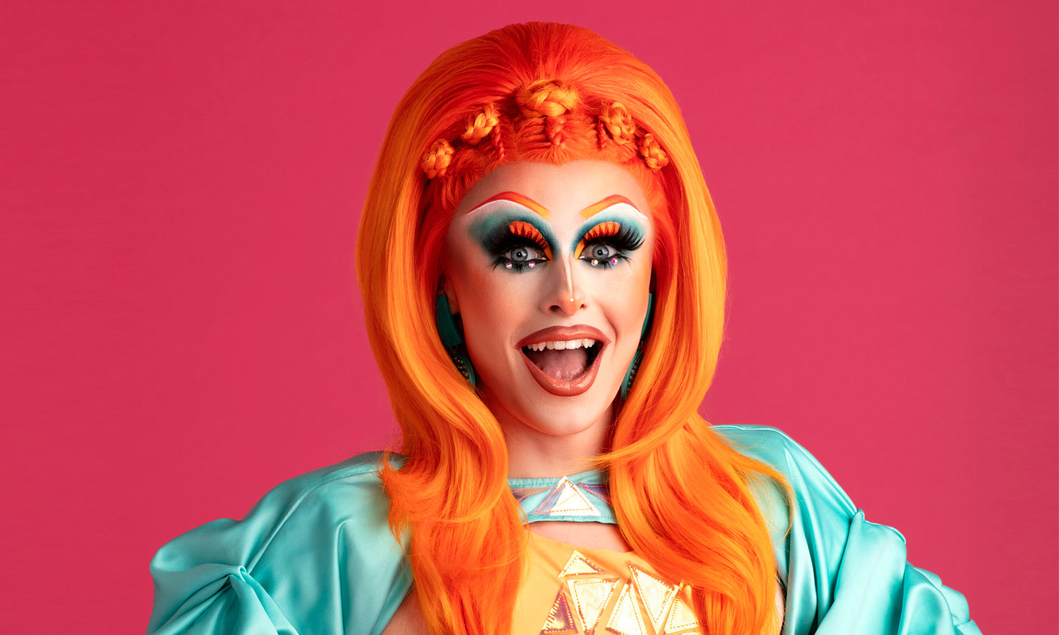 Blu Hydrangea on queens playing games, shading RuPaul and the DUP