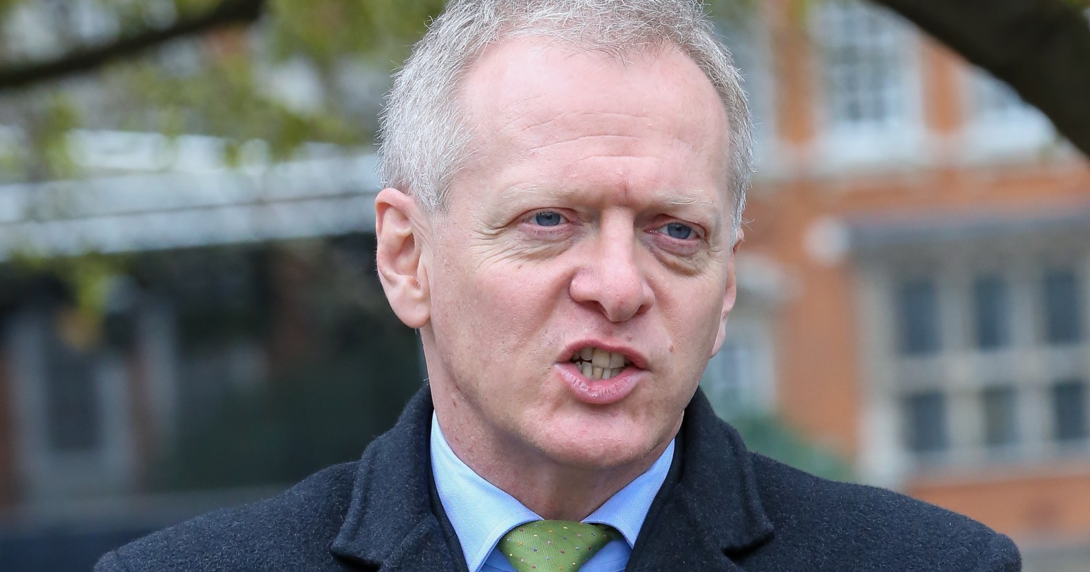 Phillip Lee tells Mumsnet users trans prisoners should be segregated