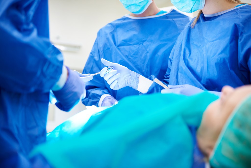 Brazil drops the minimum age for gender confirmation surgery