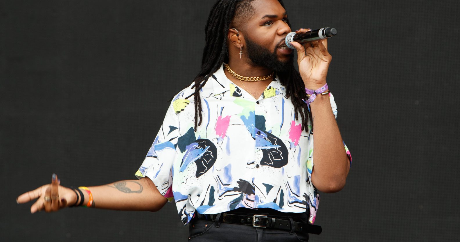 MNEK is pumping out solid coronavirus bops from home
