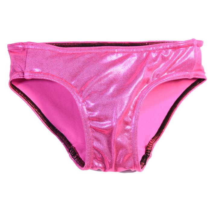 World’s best dad invents special line of swimwear for tran daughter