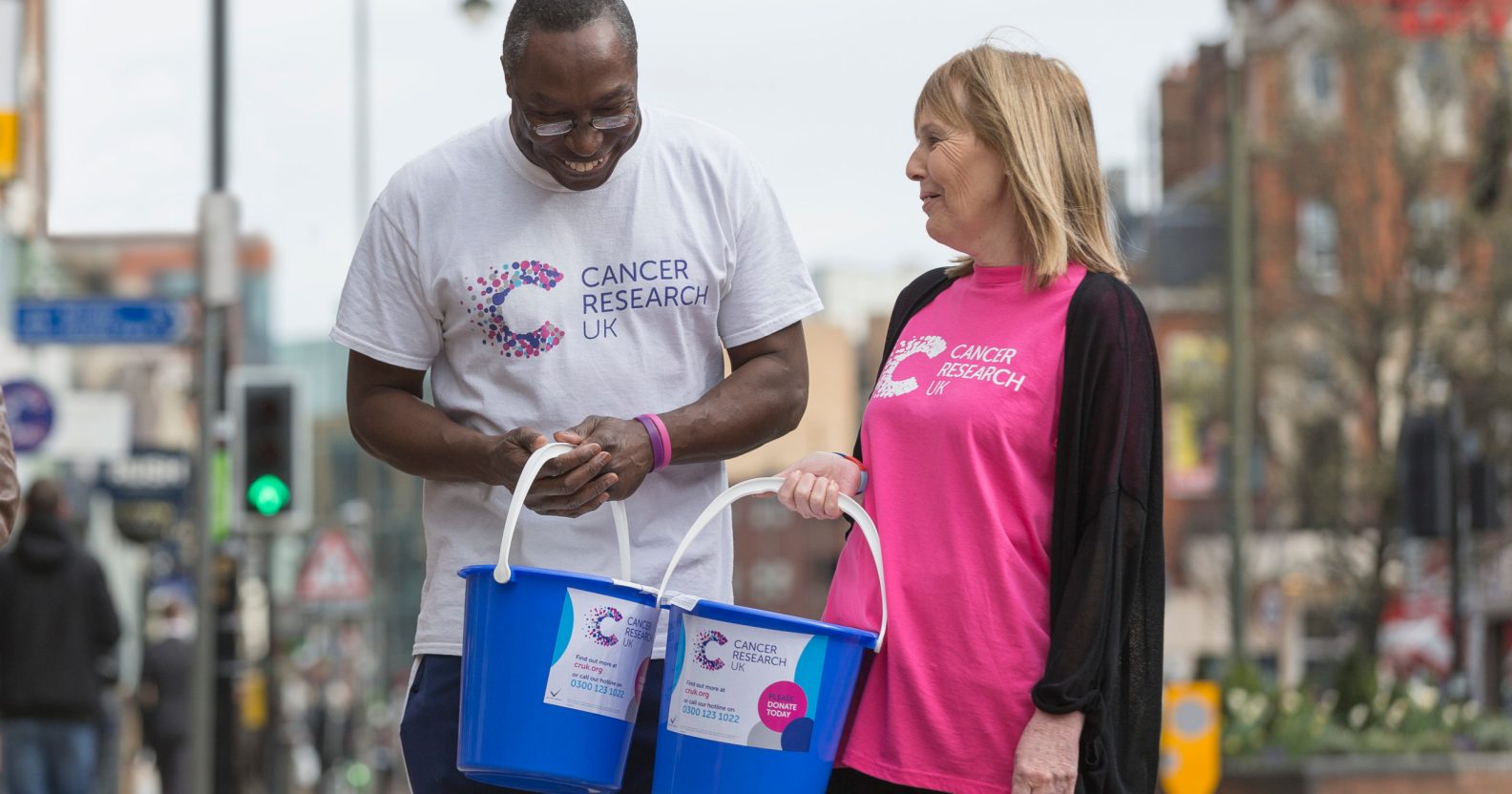 This is why should you volunteer for Cancer Research UK | PinkNews