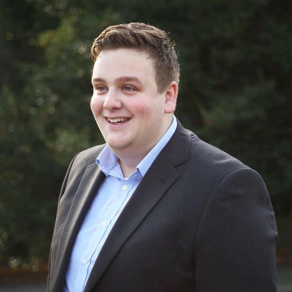 Straight guy reveals how bisexual girlfriend opened his eyes to prejudice