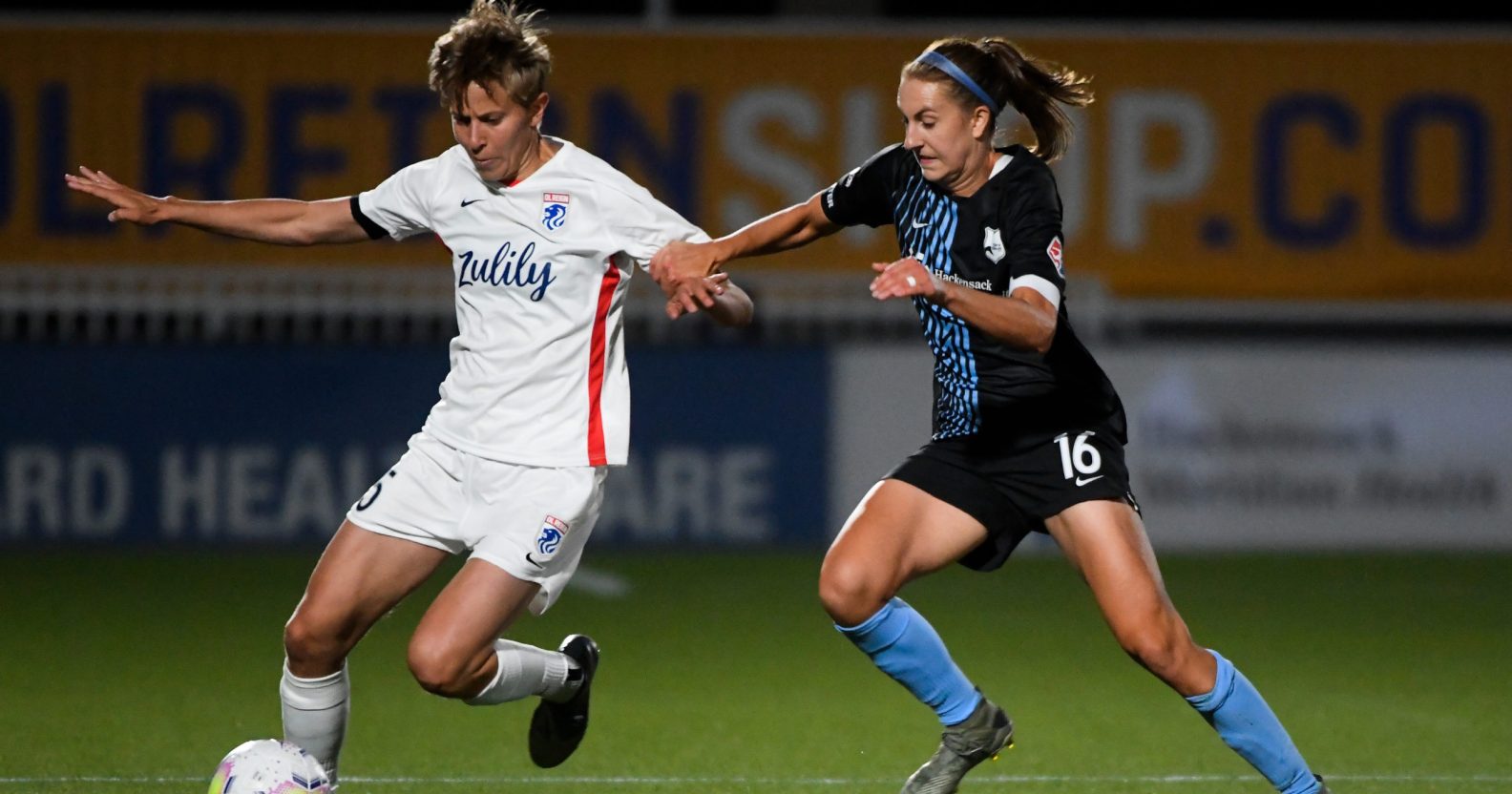 Rebecca Quinn: Canadian women's footballer comes out as trans