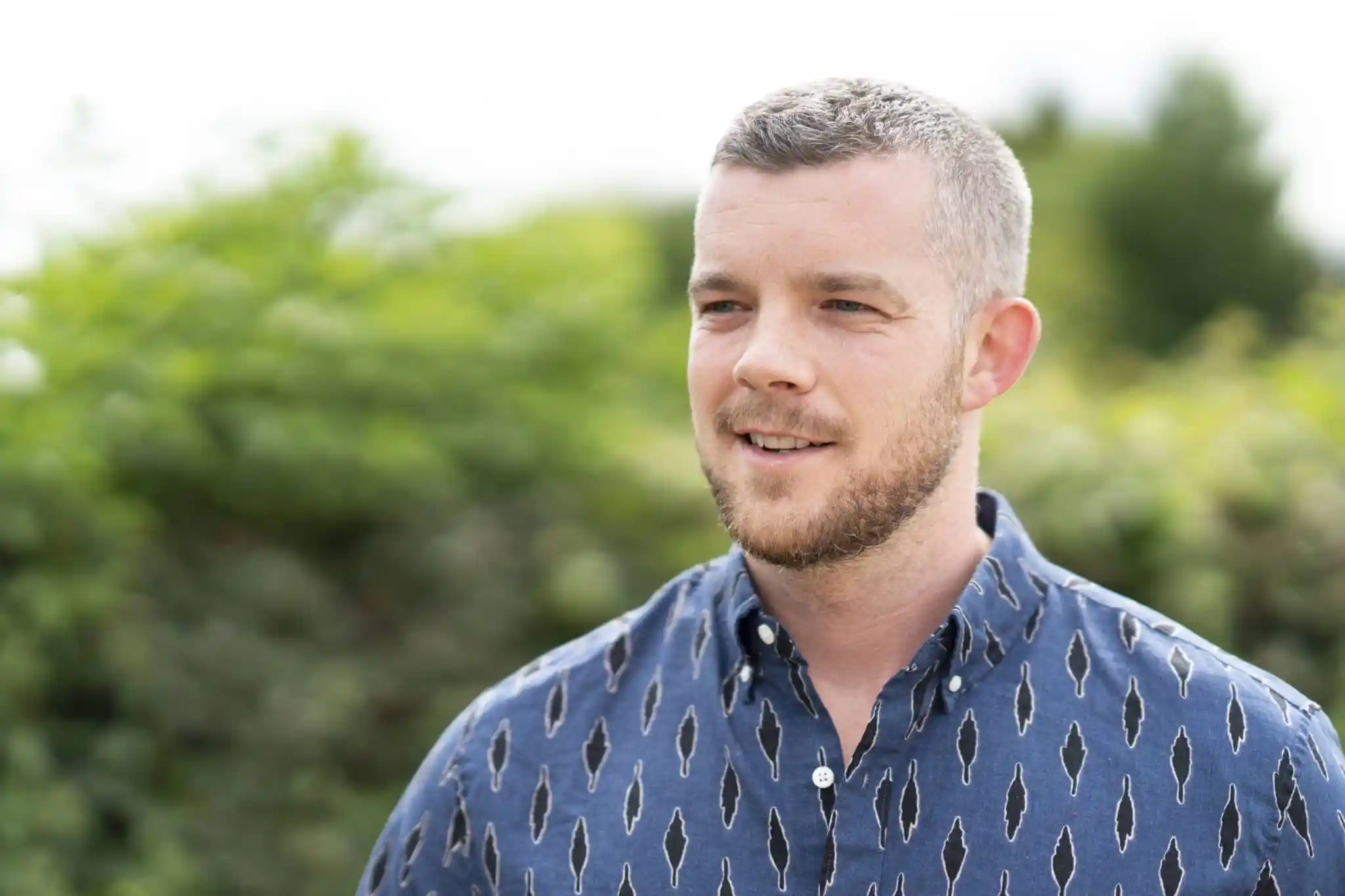 Russell Tovey fell 'desperately in love' with a 'much older actor ...