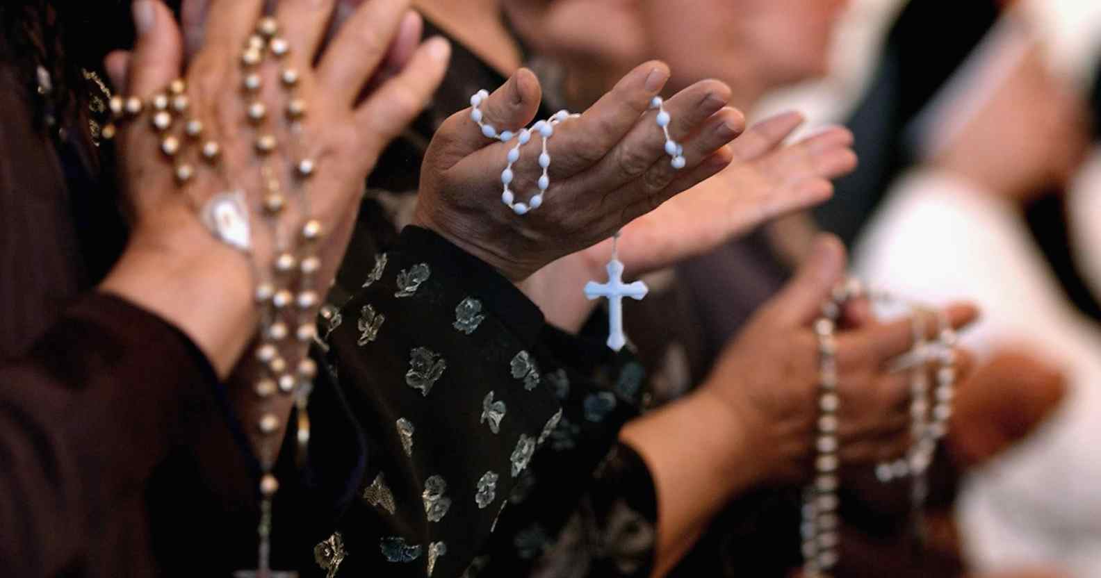 Trans Christians unable to worship after being told they're 'unclean'