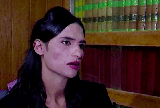 Nisha Rao: Woman who lived on streets is now Pakistan's first trans lawyer