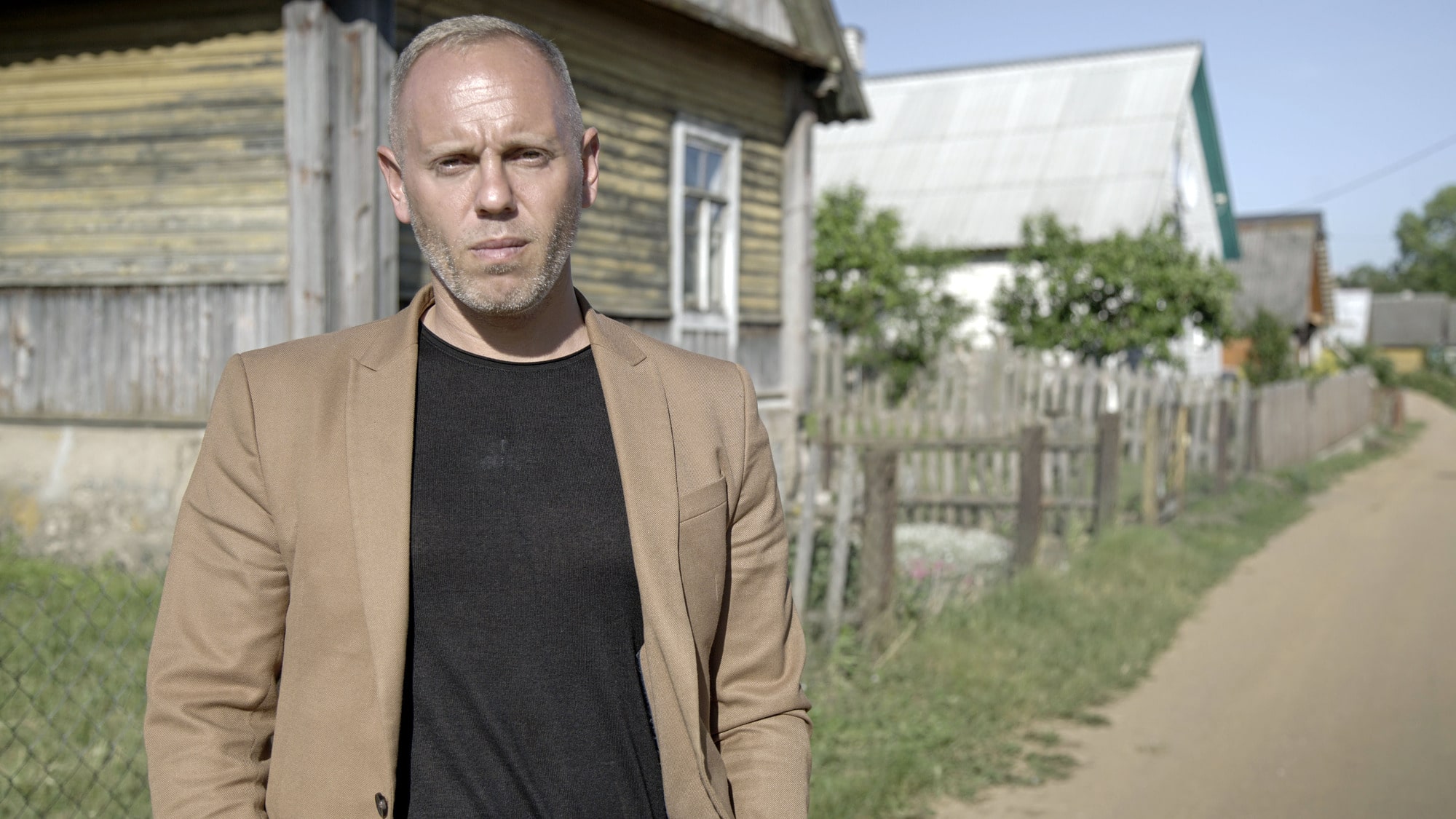 Judge Rob Rinder visits Holocaust mass grave in new BBC programme