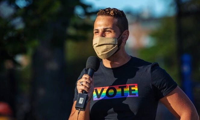 Non-binary candidates sue Democratic Party for assigning them a gender