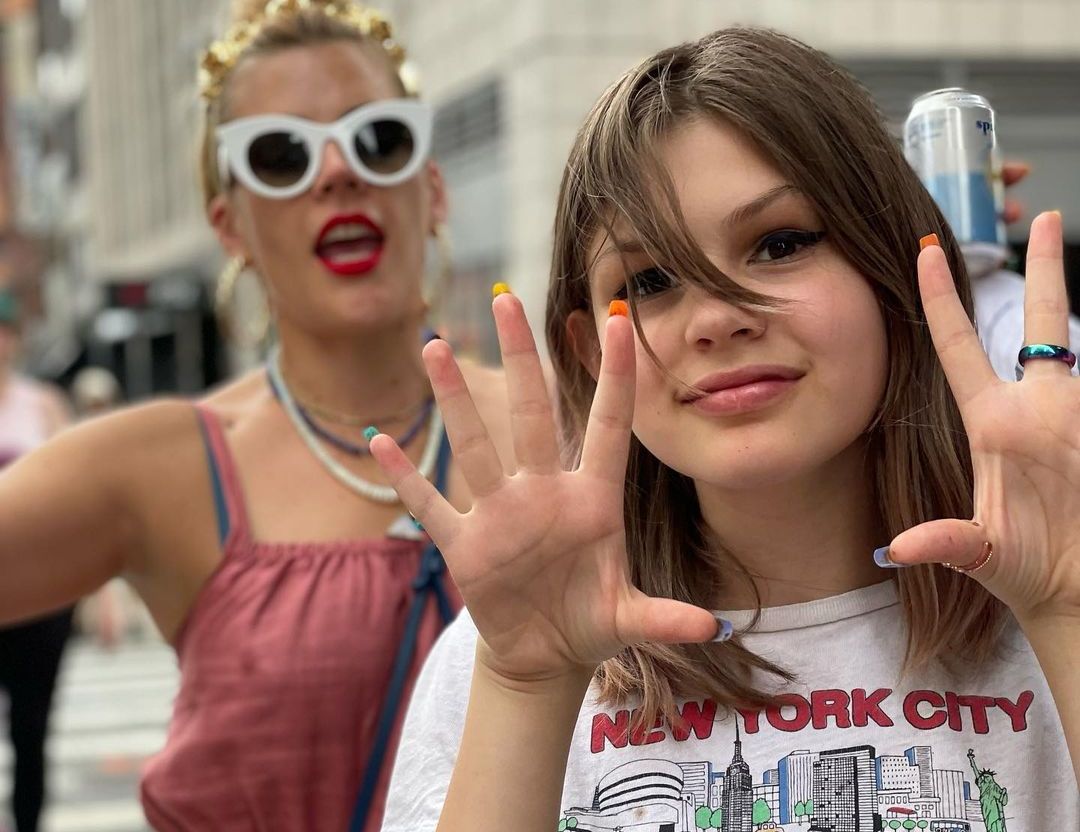 Birdie Silverstein, Busy Philipps' non-binary child, to star in new ...