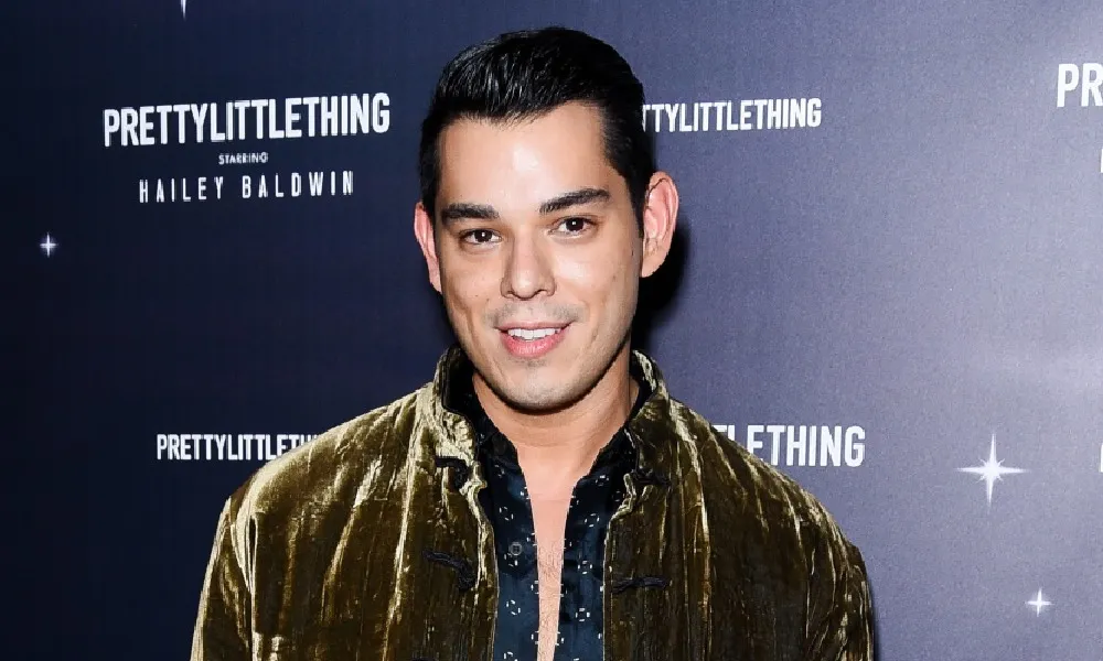 Filipino actor Raymond Gutierrez comes out as gay: 'It's never too late ...
