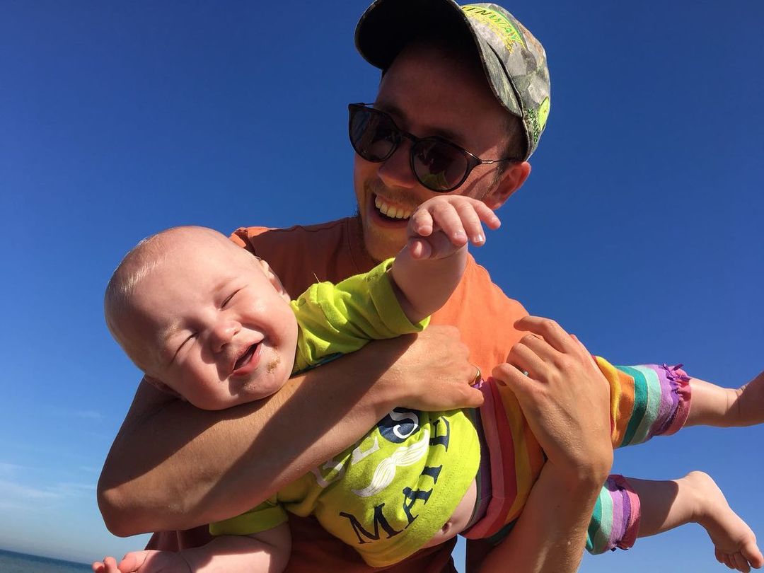 Judge quashes anonymity order protecting trans dad from British ...
