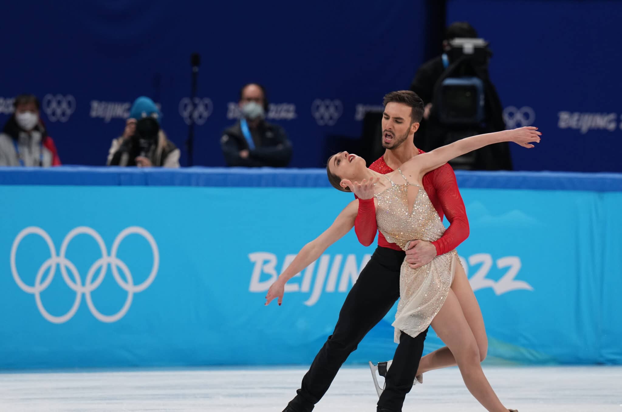 Figure skating power couple Eric Radford and Luis Fenero marry in ...