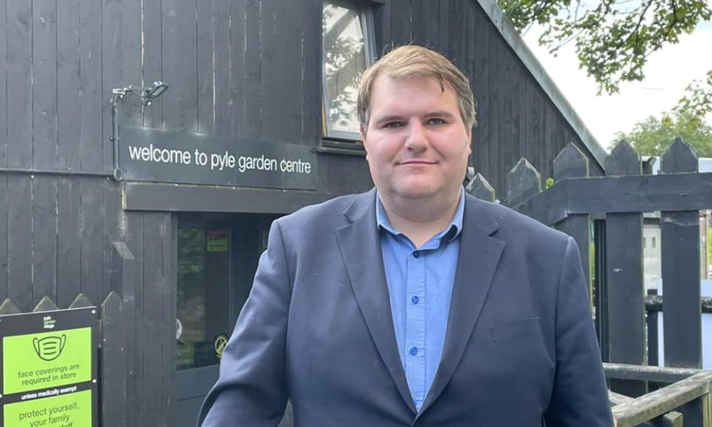 Jamie Wallis: Trans MP gives thanks for 'support' and clarifies pronouns