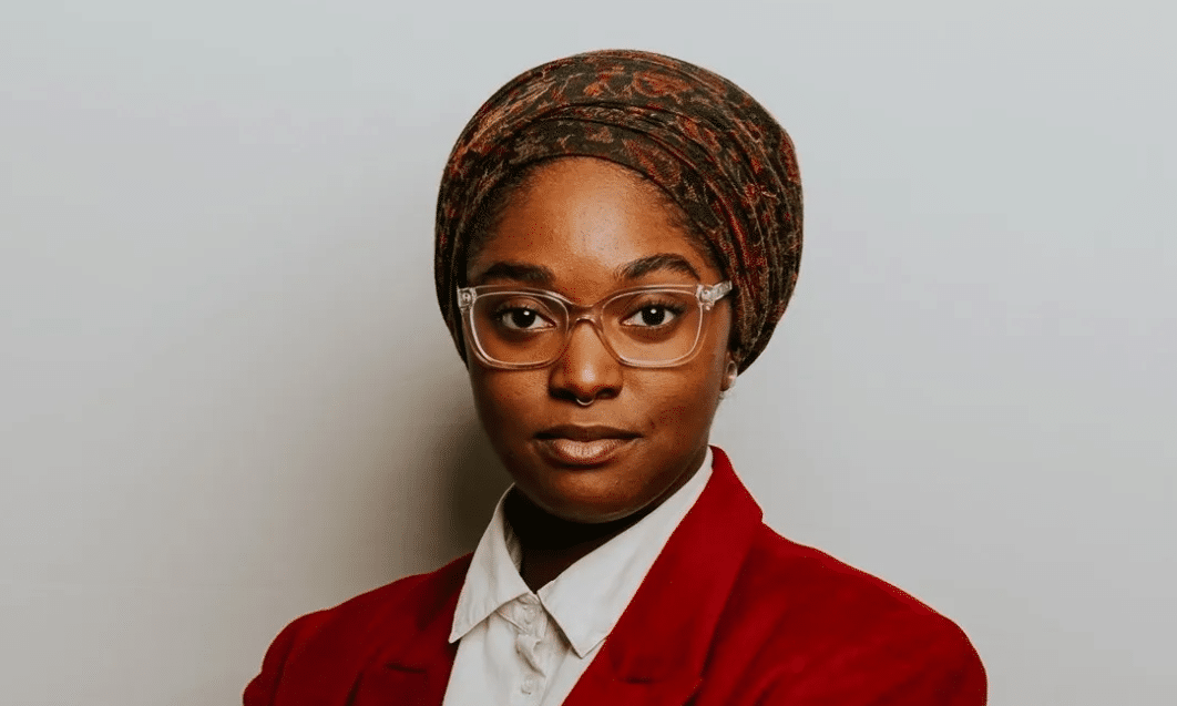 Mauree Turner: Non-binary lawmaker on Okahoma trans sports ban