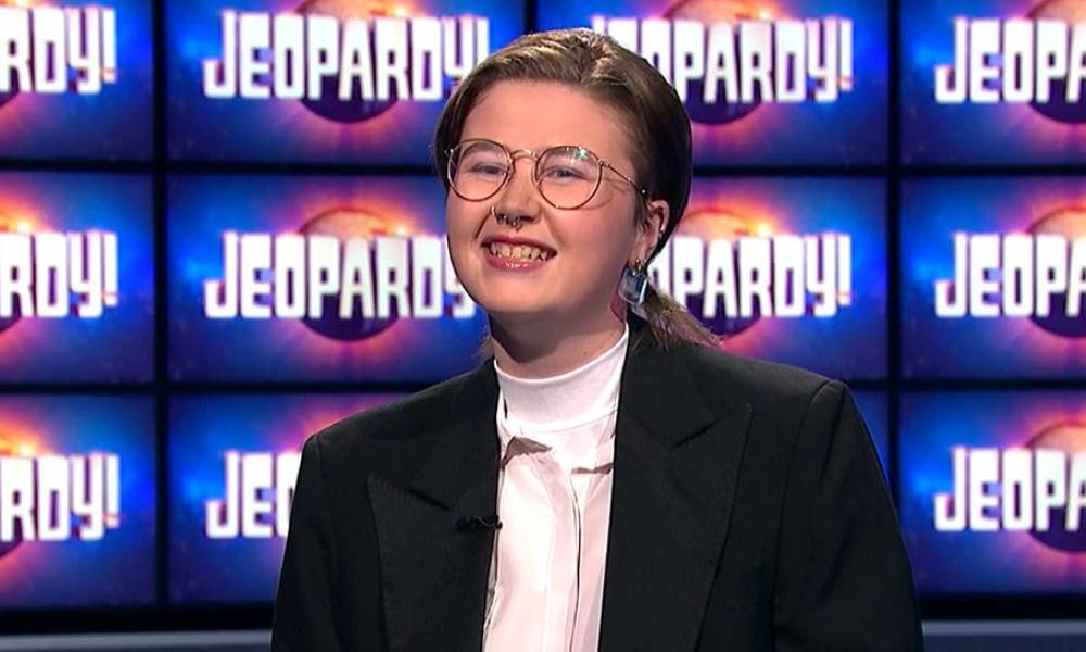 Trans Jeopardy! champ Amy Schneider ties the knot with girlfriend