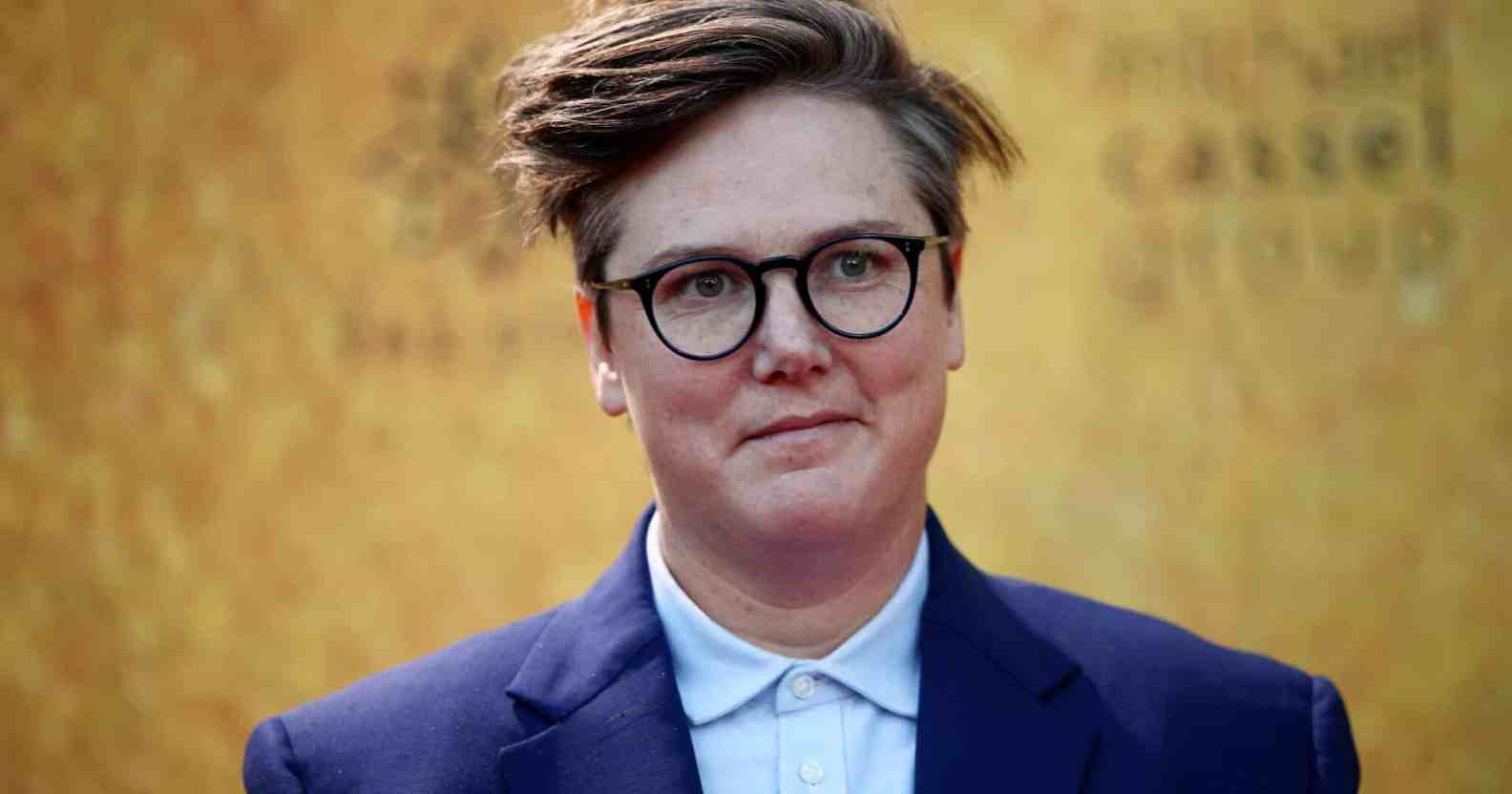 Comedian Hannah Gadsby to host genderqueer Netflix special