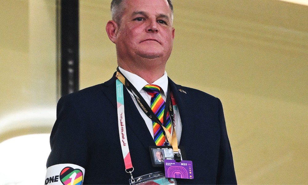 Sport minister Stuart Andrew wears OneLove armband in Qatar